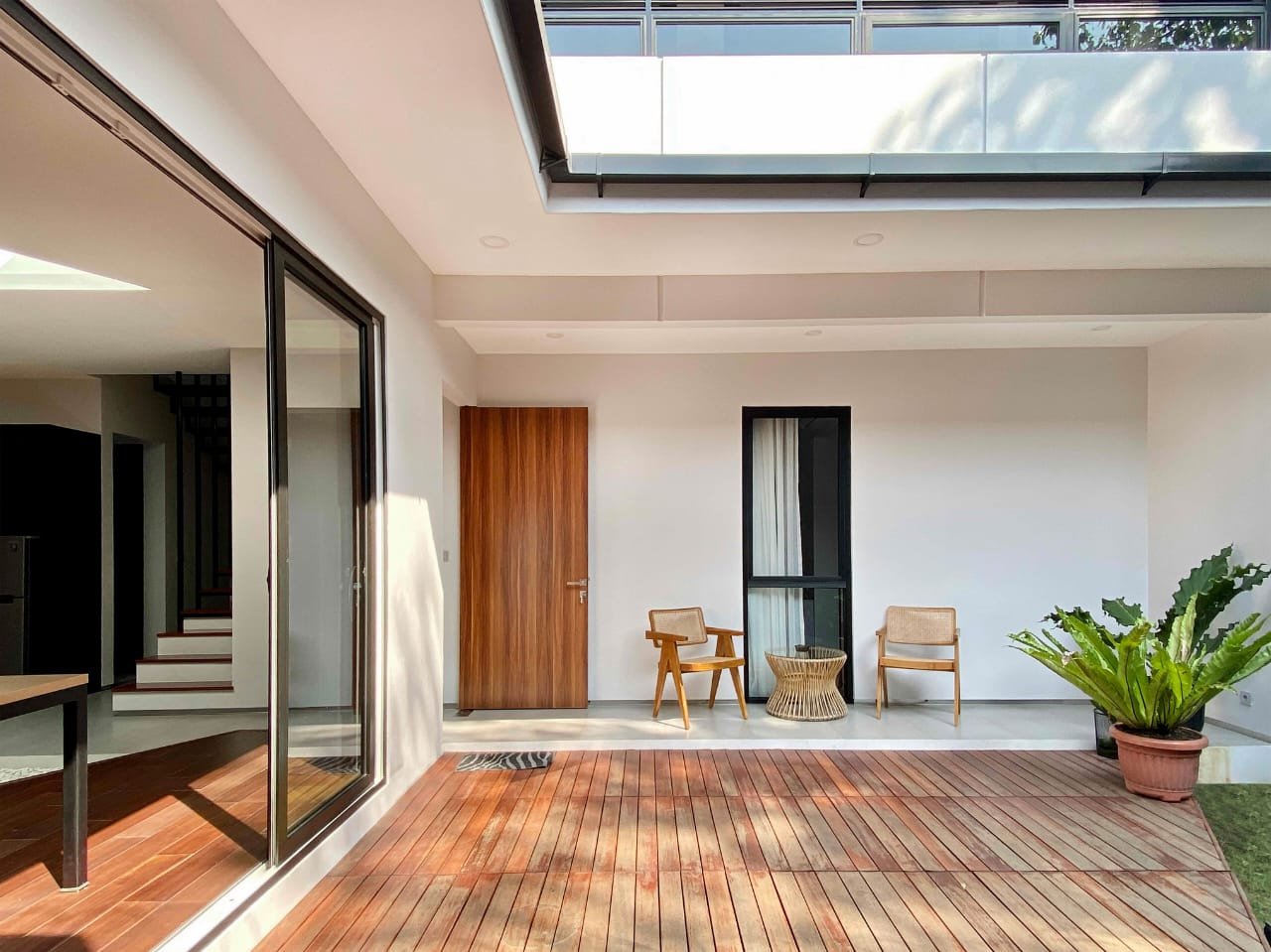 Vinyasa House - asrinesia