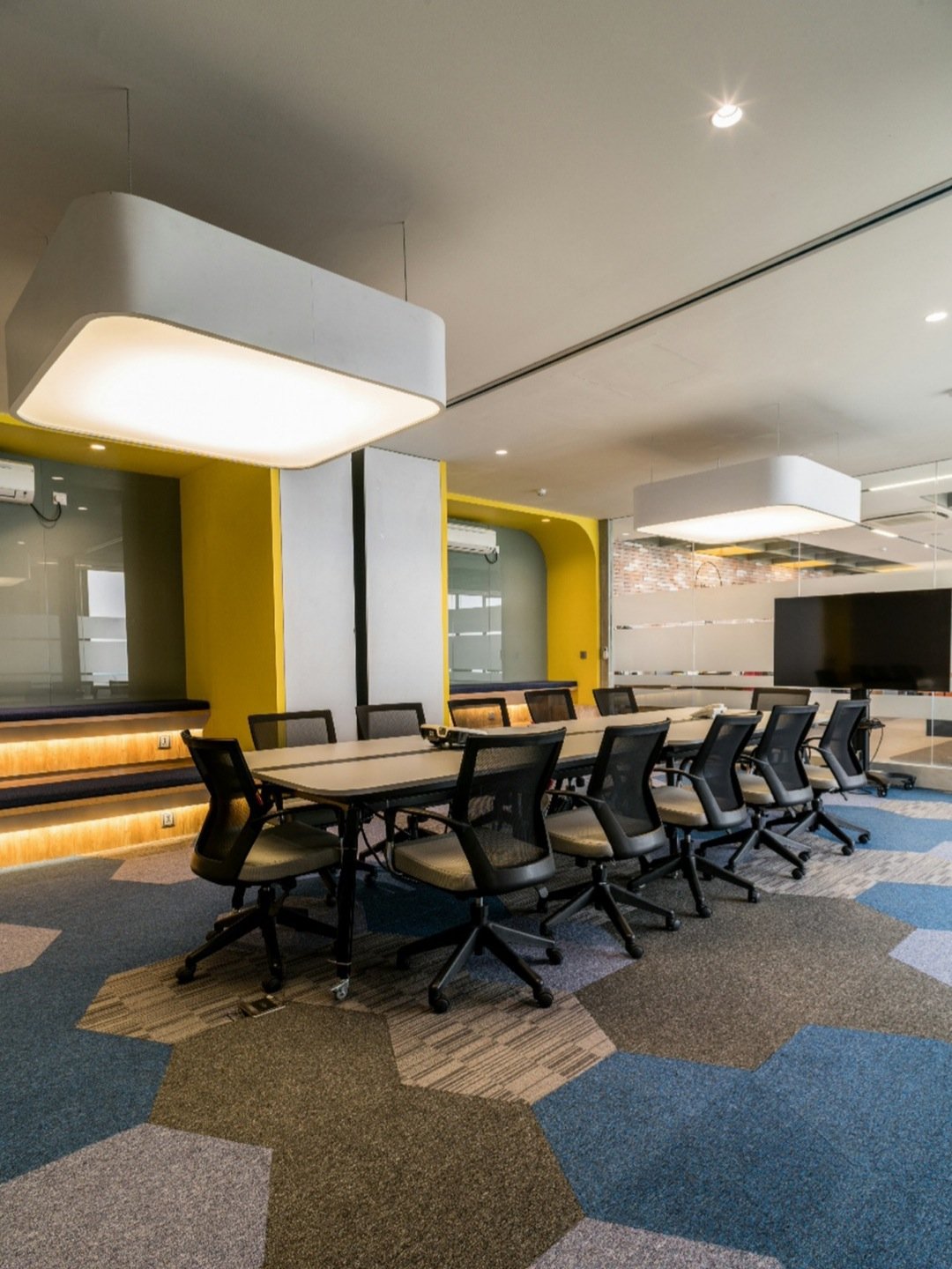 "Open Space" Fresh And Colorful - asrinesia