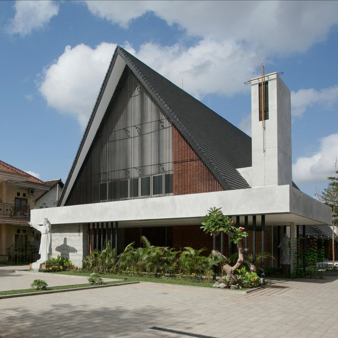 Gereja Katolik Paroki Kristus Raja Genteng - asrinesia