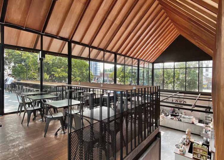 Kafe Unik di Ruang Publik - Asrinesia